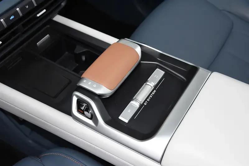 深蓝G318哥伦比亚上市 开启深蓝汽车全球化新征程_腾讯新闻