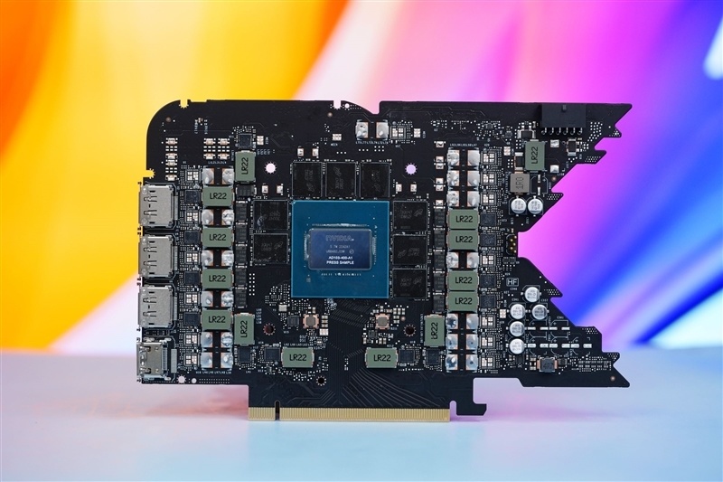 8099元是你的菜吗！NVIDIA RTX 4080 SUPER首发评测：能效比2倍于RTX 3090 Ti_腾讯新闻