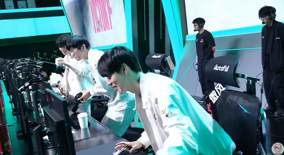 Rookie复仇Doinb成功！IG本赛季首次击败NIP_腾讯新闻