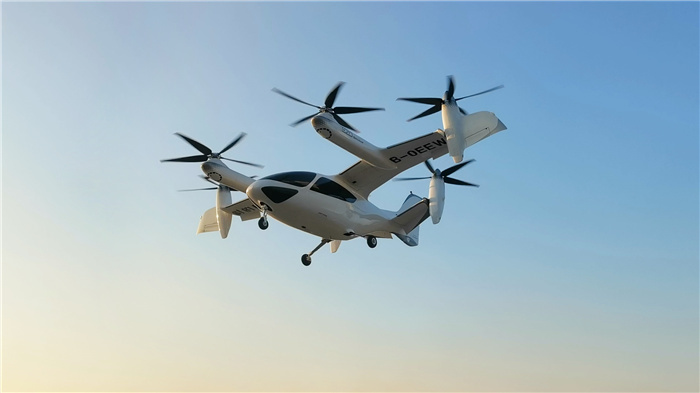 未来产业 赢领明天丨倾转旋翼电动飞机E20 eVTOL首飞，时的科技抢占未来空间赛道_腾讯新闻