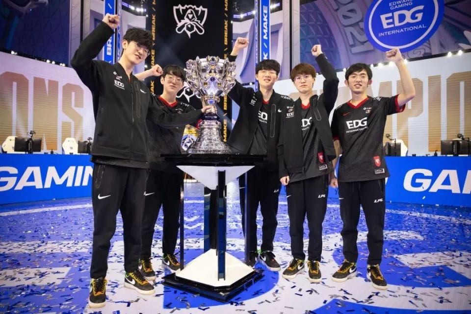 LPL辅助位最长的河——TES.Meiko_腾讯新闻