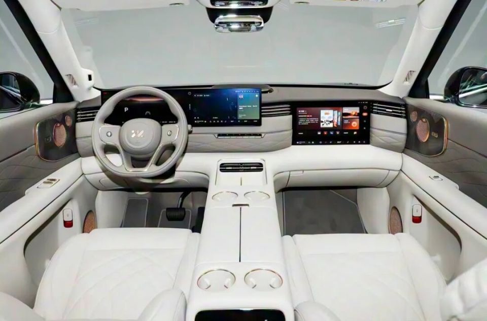 一周新车丨全新瑞虎8深耕燃油，智己LS9价格还有空间？_腾讯新闻