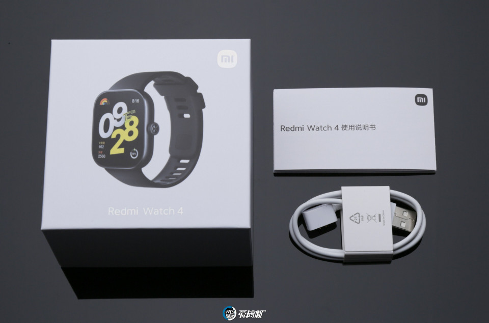 499元的“Ultra”，Redmi Watch 4体验：1.97英寸屏+夸张续航_腾讯新闻