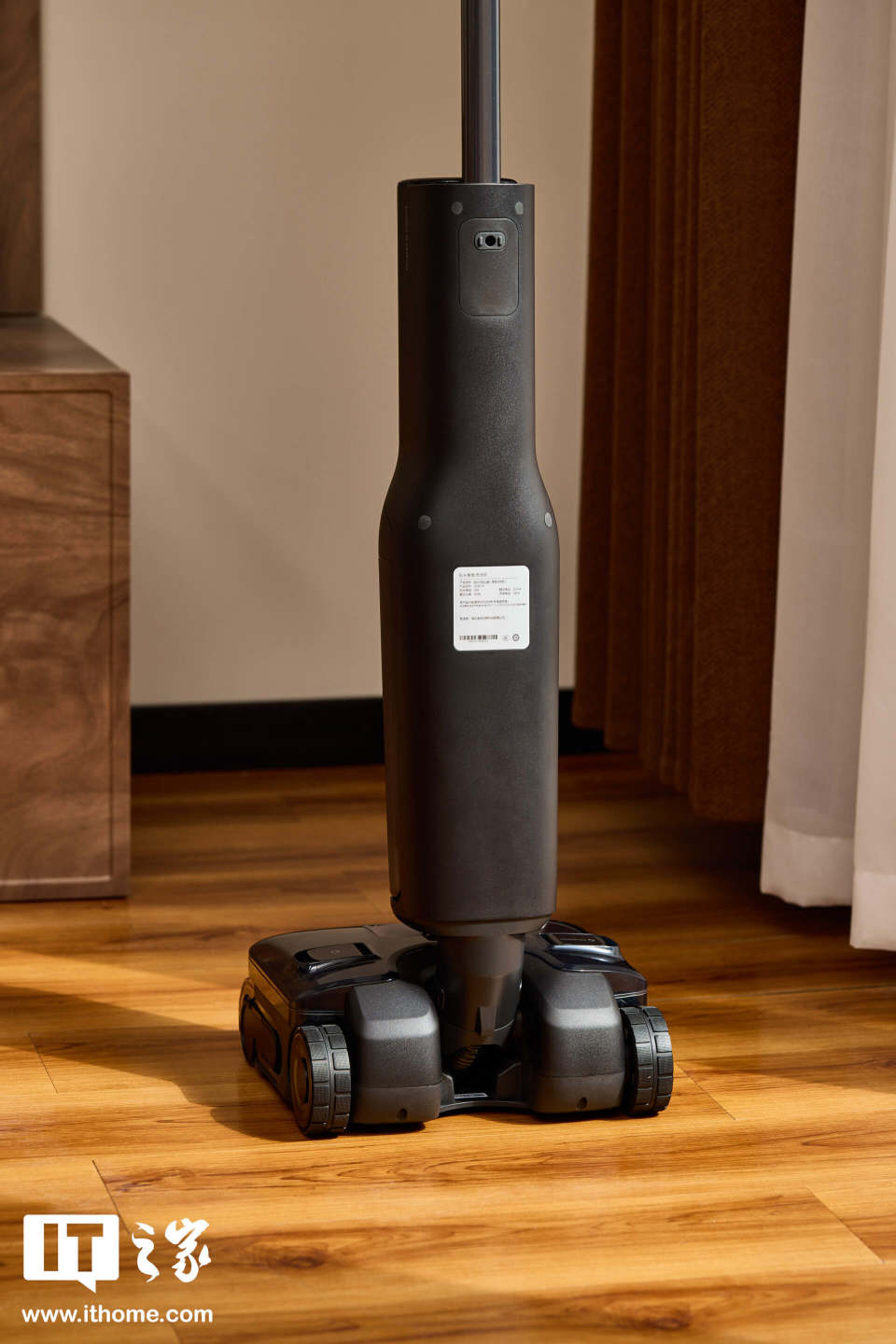 石头首创蒸汽 + 热水双效洗地：石头智能洗地机A30 Pro Steam实拍_腾讯新闻