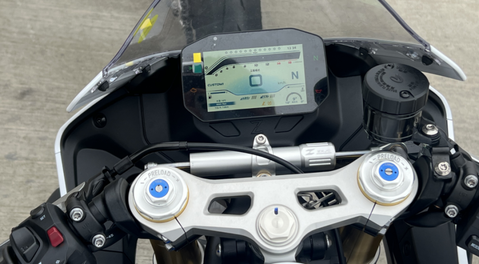 张雪机车500RR价格公布，高配32980元_腾讯新闻