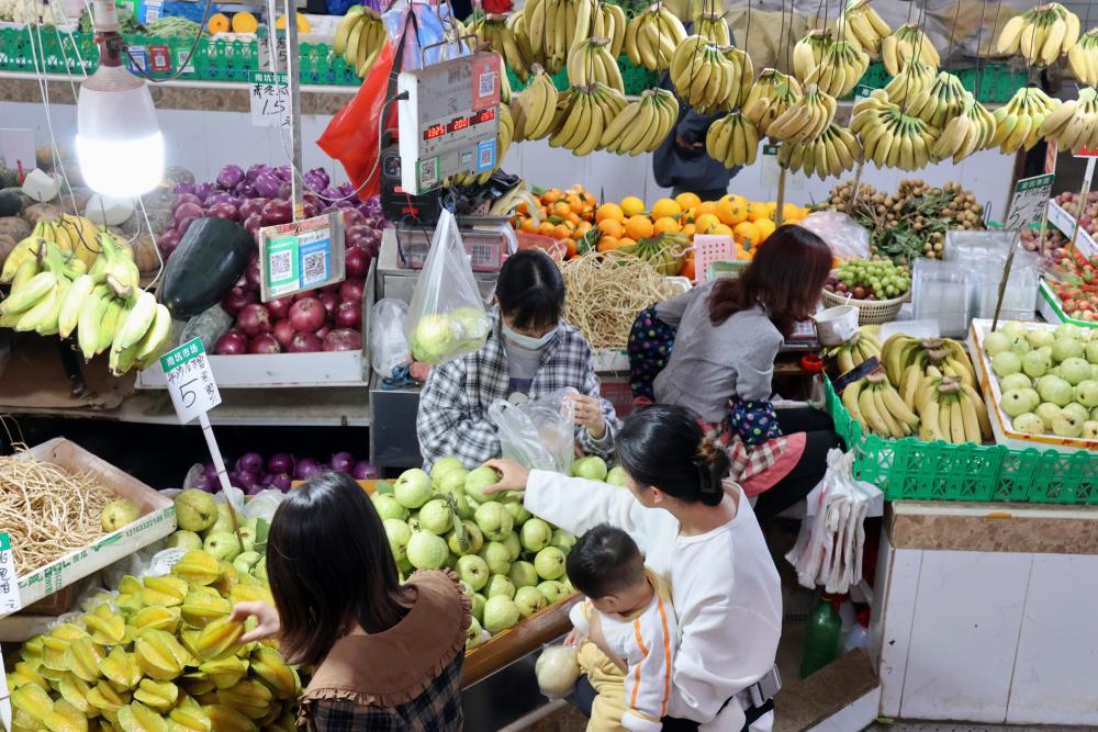 The wet market in Zhuhai reflects people's daily life｜柴米油盐里的市井生机_腾讯新闻