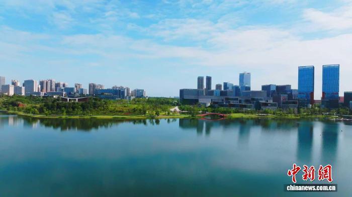 科技成果加速“破圈” 成都全链条生态赋能高质量发展_腾讯新闻