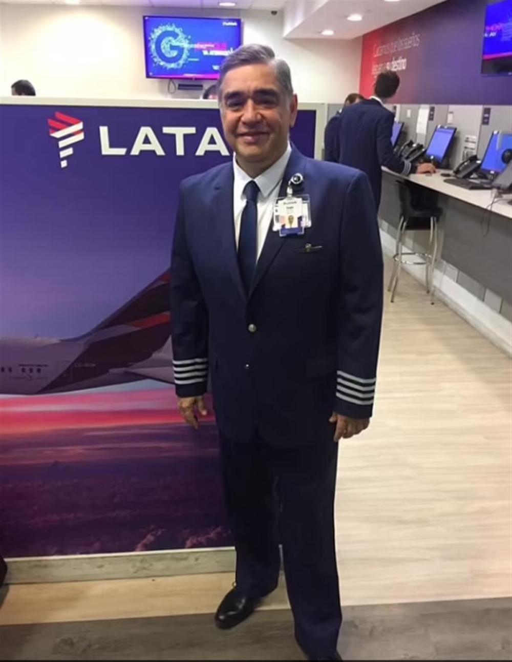 客機從美國起飛不久機長心臟驟停，副駕駛駕機緊急迫降巴拿馬 - 新浪香港