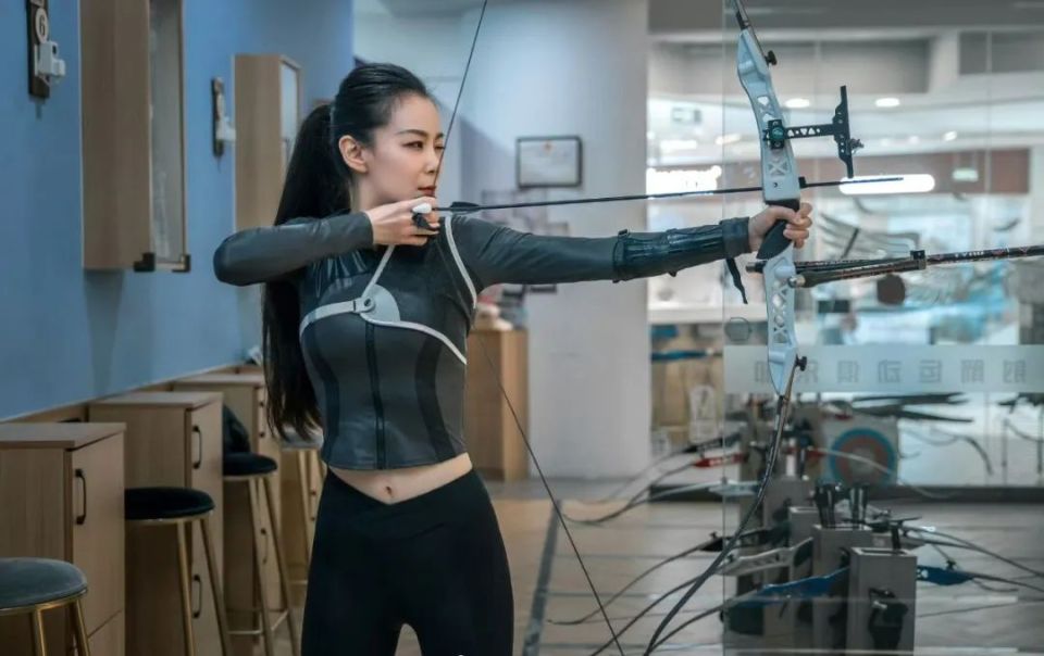 “全网最飒”退役女兵，是她！_腾讯新闻