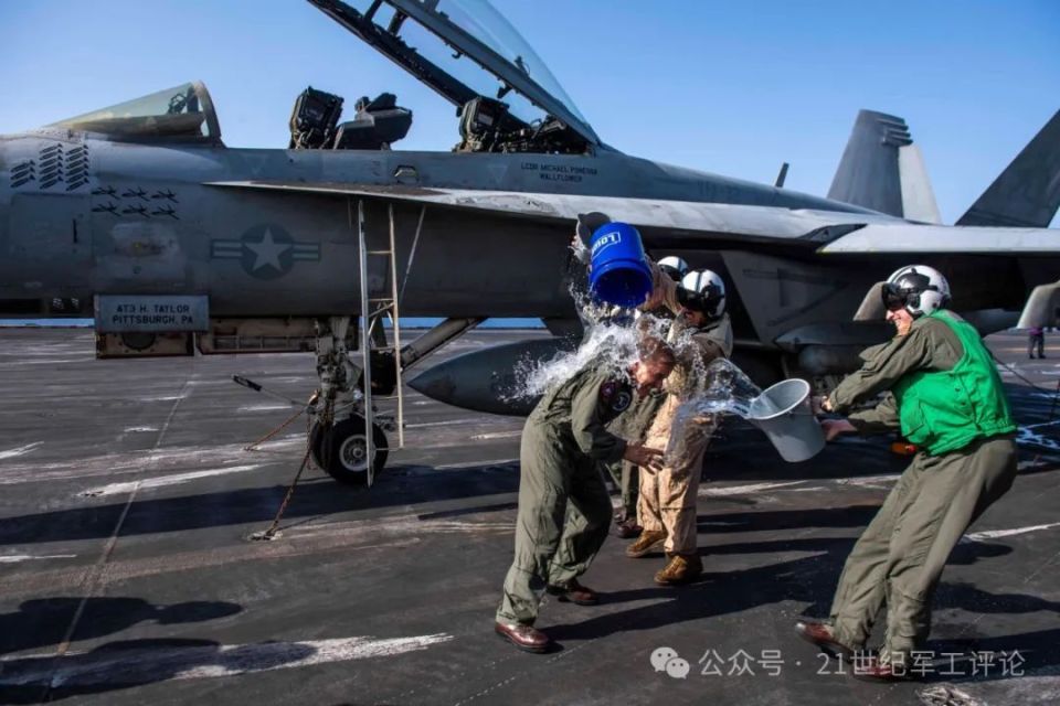 追踪美国海军航母动向：11艘超级航母都在哪里？_腾讯新闻