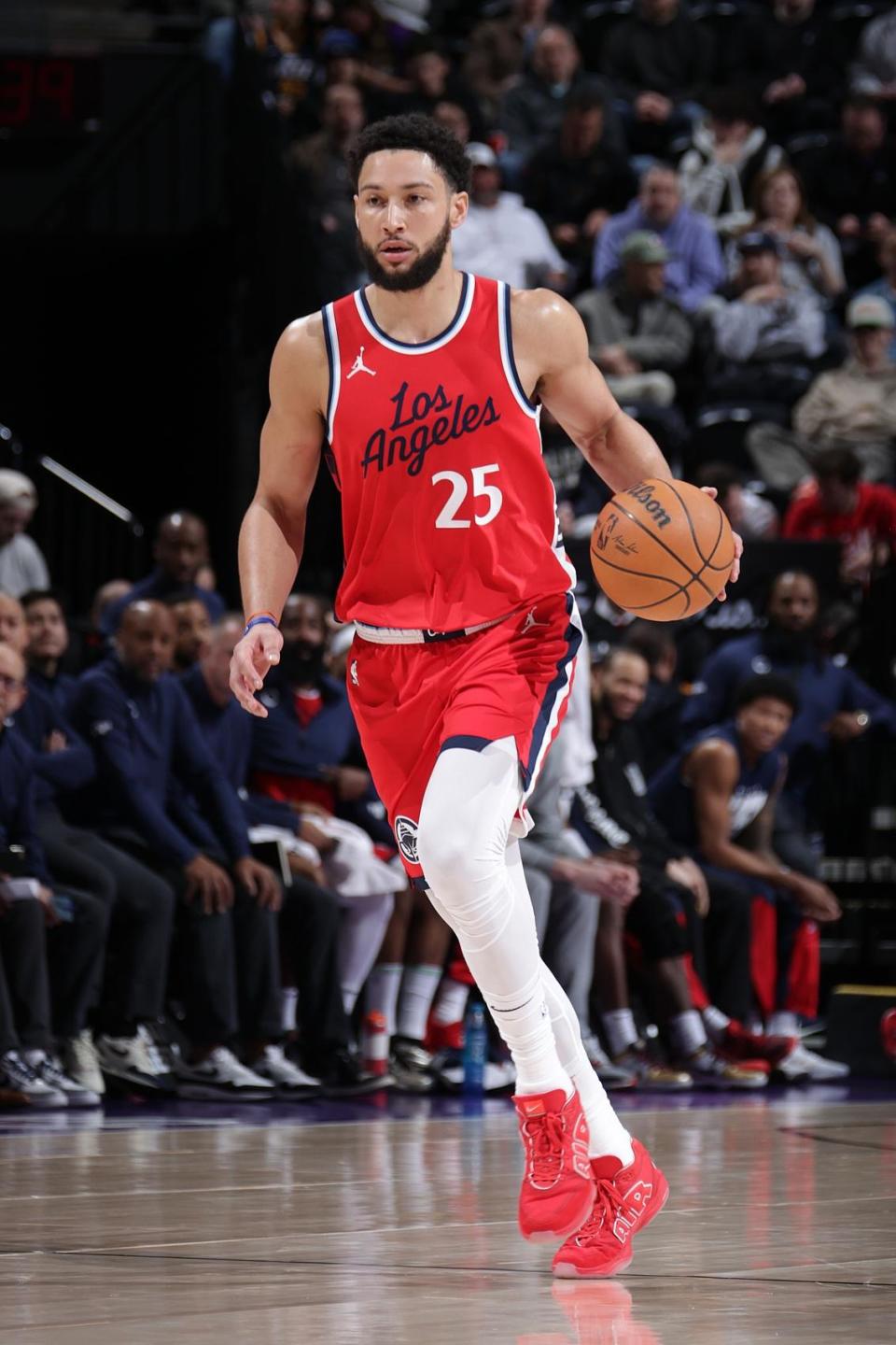 4034万买断！110万签快船！记者：我认为76人试探过西蒙斯的情况_腾讯新闻