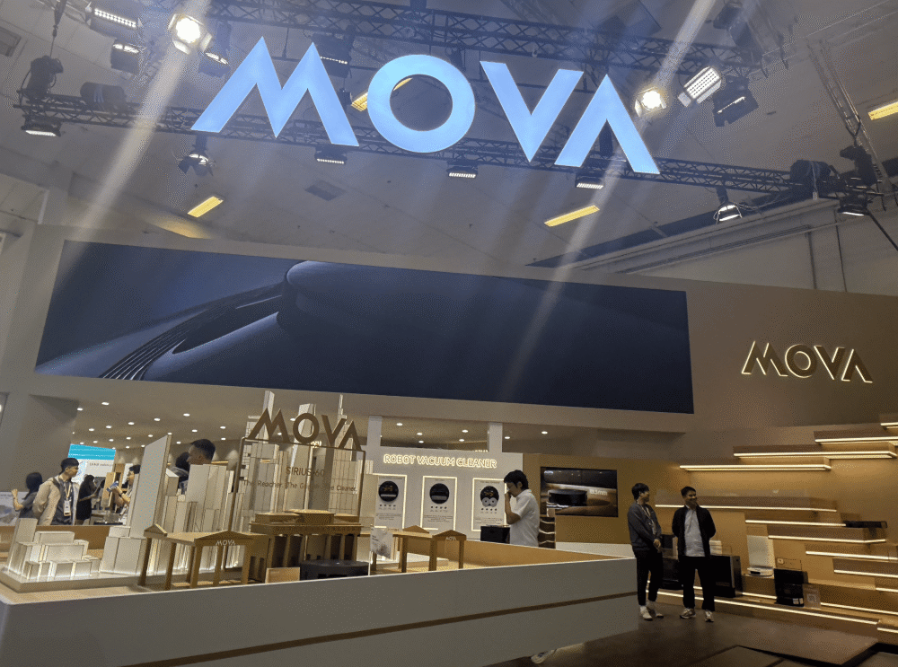 爬楼机器人太酷了！MOVA IFA大秀黑科技，割草机器人要爆发？_腾讯新闻