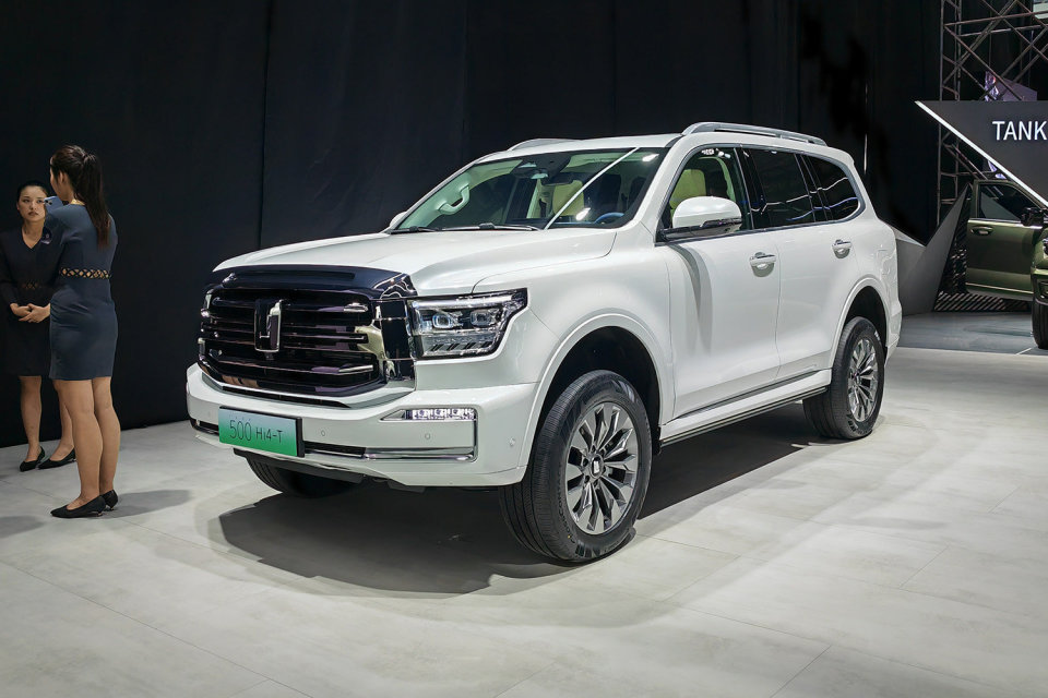 2023上海车展探馆：坦克400首秀，坦克500Hi4-T将启动全球预售_腾讯新闻