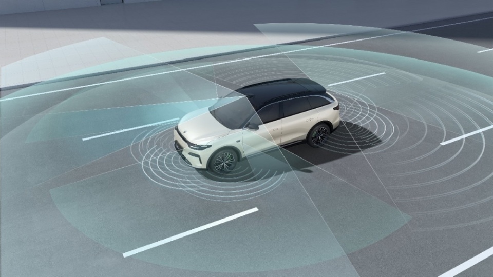 全新零跑C11 14.98万起售！ 纯电标配800V，增程版续航1220km_腾讯新闻