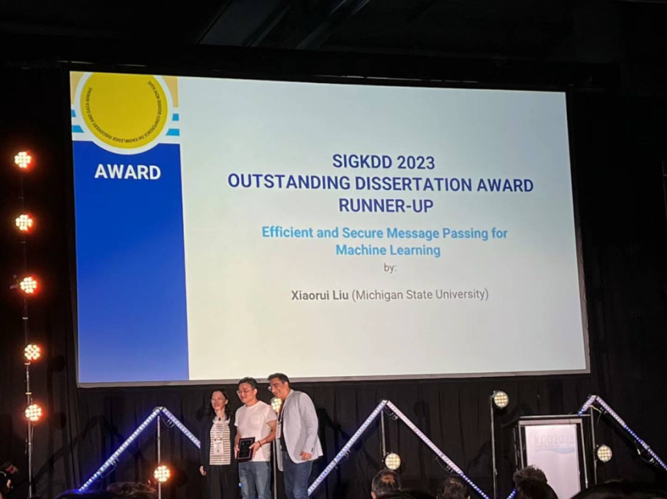 KDD 2023奖项出炉：港中文、港科大等获最佳论文奖，GNN大牛Leskovec获创新奖_腾讯新闻