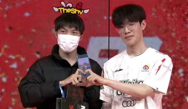 WBG新一周比赛来临，YSKM直面Theshy，后浪与前浪的对决