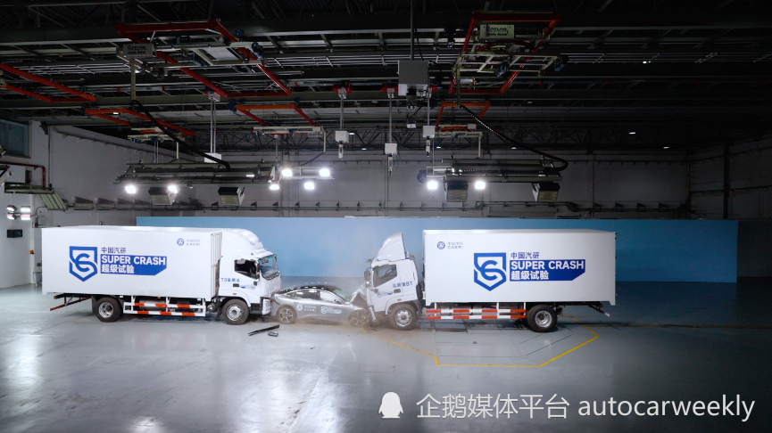 极狐阿尔法S5正式上市，20万内唯一800V纯电轿车_腾讯新闻