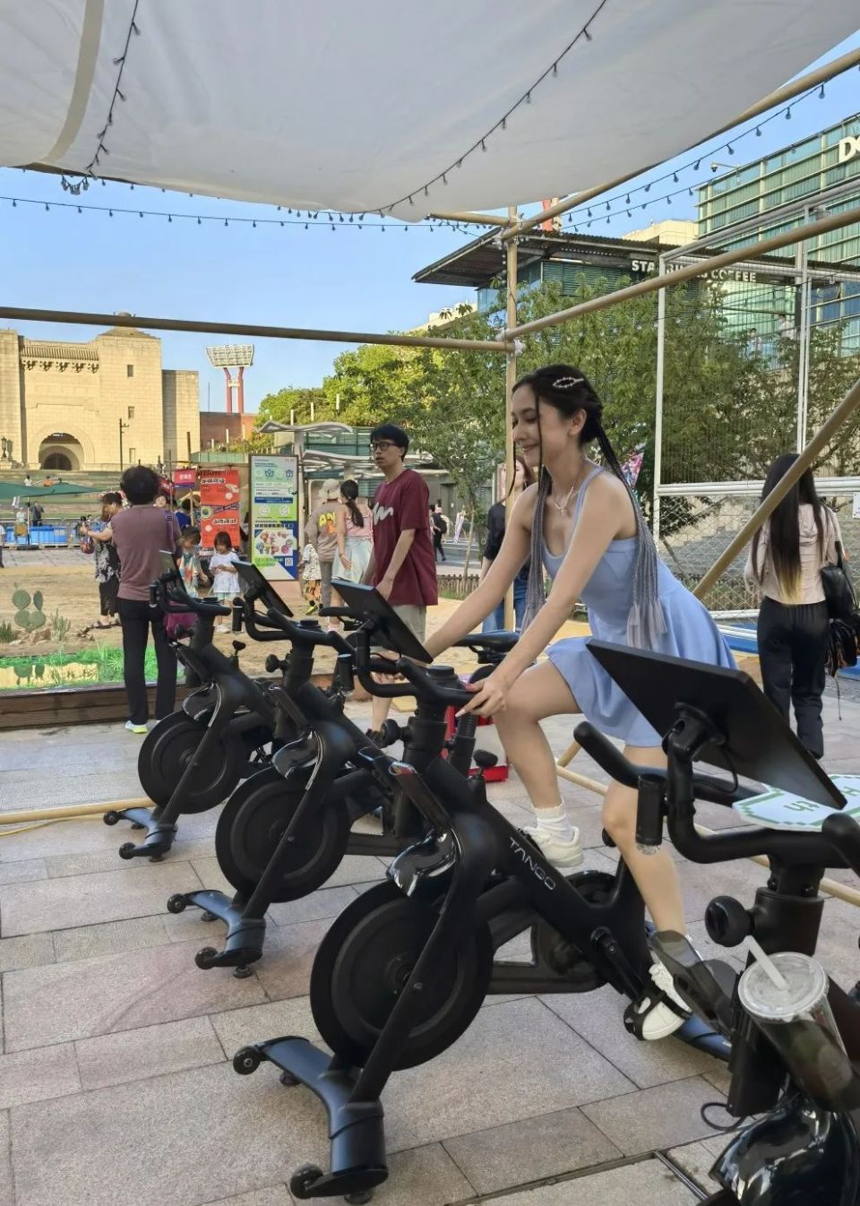 城市沙滩、泳池派对、陆冲刷街……YEAHH PARK夏日运动派对来了_腾讯新闻