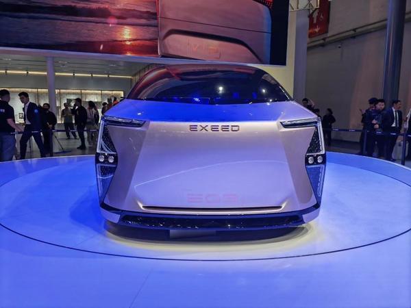 又一款国货旗舰MPV车型！星途首款MPV E08概念车抢先看_腾讯新闻