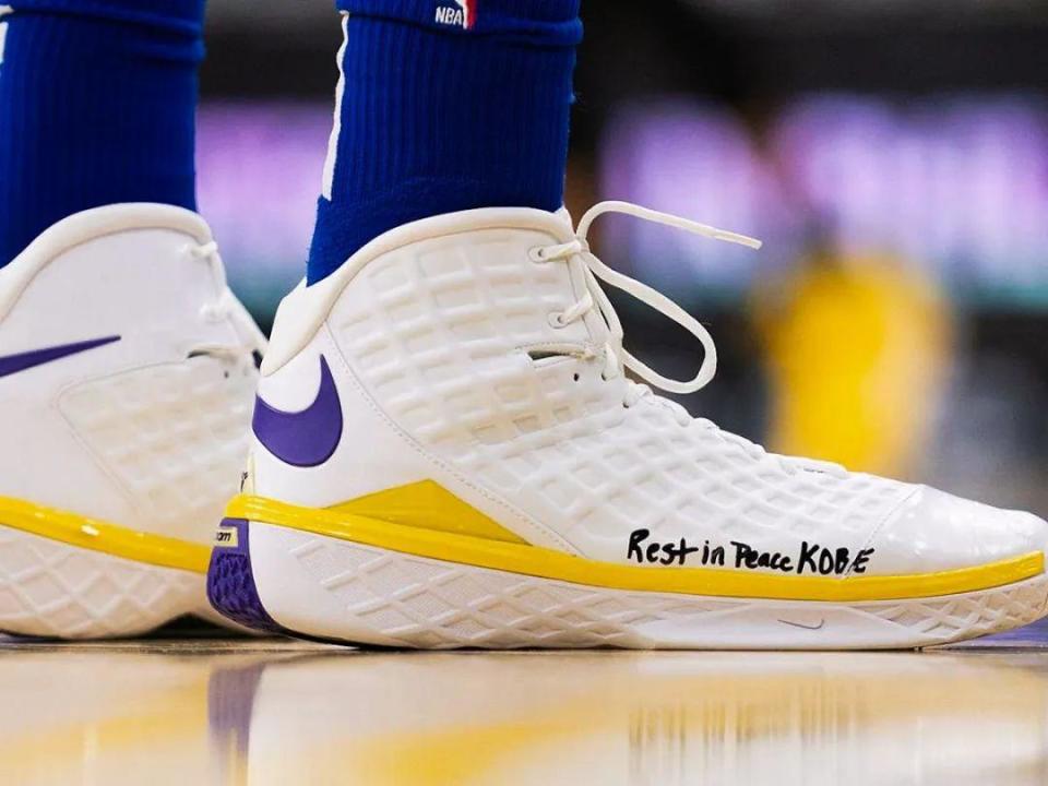 明年 Kobe 3 新品曝光！这些「元年配色」才是出必入！_腾讯新闻