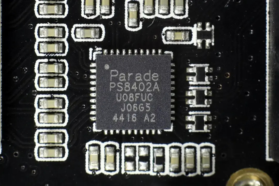 电脑只有C口？不如选择这些内置HDMI转换芯片的扩展坞_腾讯新闻