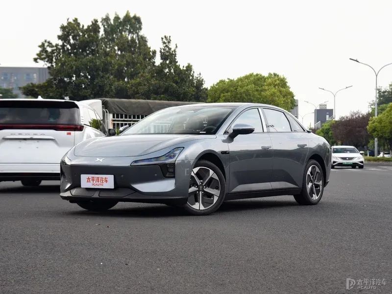 十万级新选择？比亚迪e7正式上市！大空间+续航最高520km！_腾讯新闻