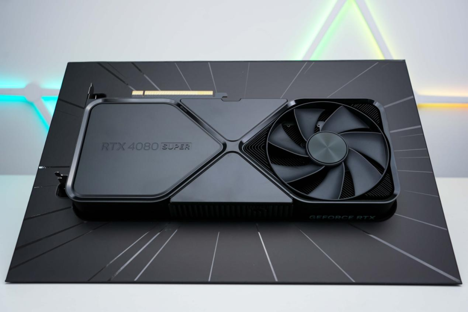 GeForce RTX 4080 SUPER评测：极具性价比，比4080便宜￥1400_腾讯新闻