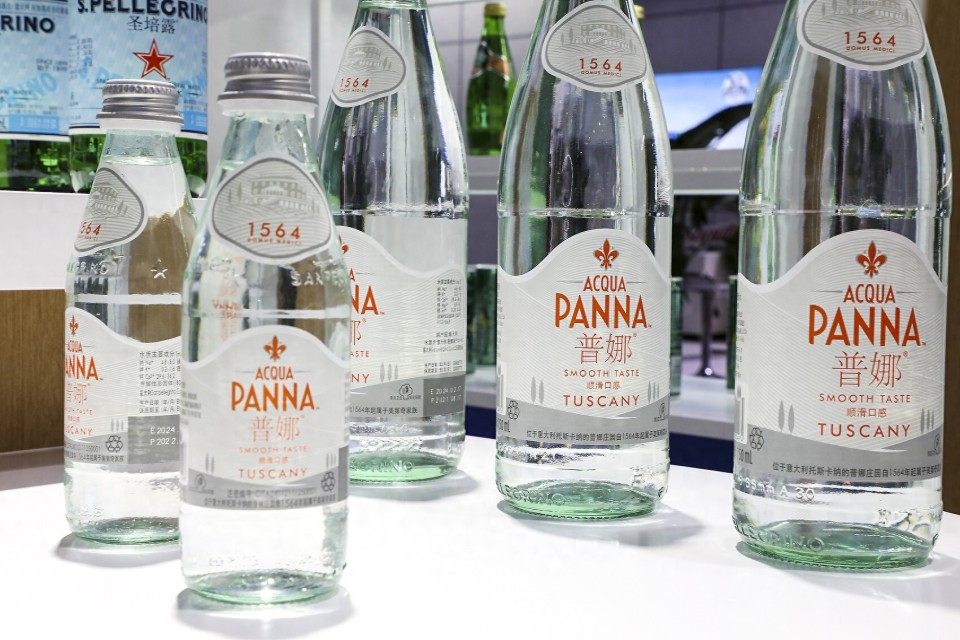 雀巢旗下普娜一年三次抽查不合格 号称“水中贵族”亚硝酸盐超逾4倍_腾讯新闻