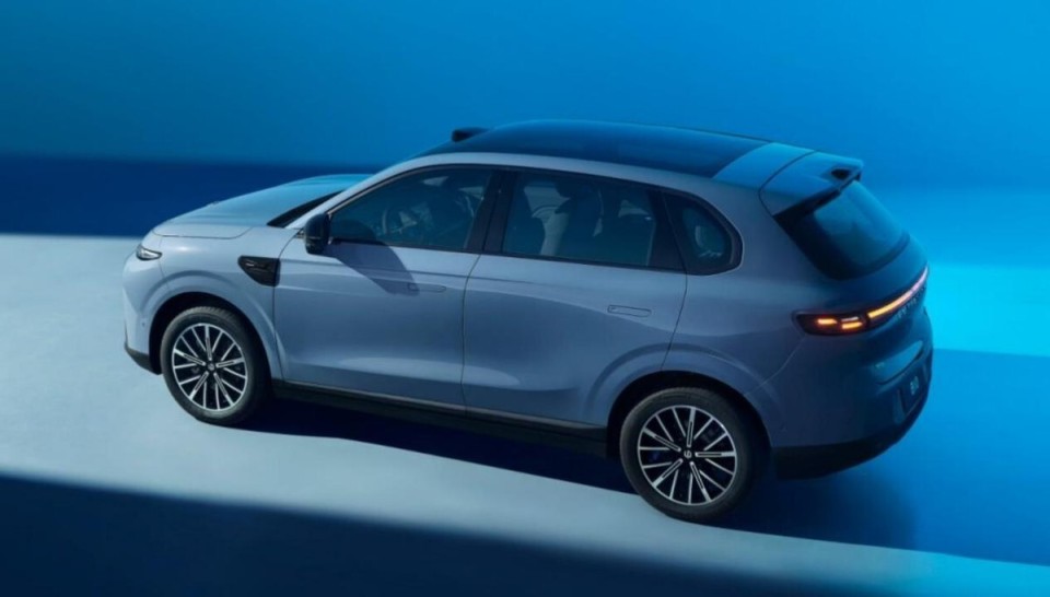 10万级热门SUV，零跑B10、深蓝S05、银河E5，顶配对比谁更优？_腾讯新闻