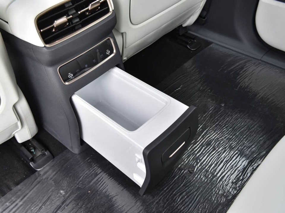 家用大六座SUV，零跑C16/比亚迪唐/奕派008，这三款应该怎么选？_腾讯新闻