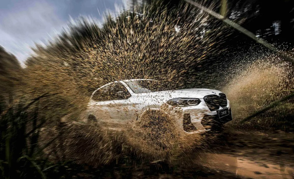 宝马直降14万，26万开走245ps四驱8AT豪车，奥迪Q5L瞬间失色_腾讯新闻