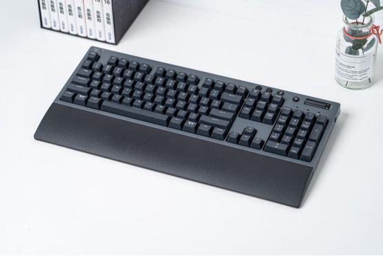 一半功耗战平14900K？英特尔酷睿Ultra9 285K首发评测_腾讯新闻