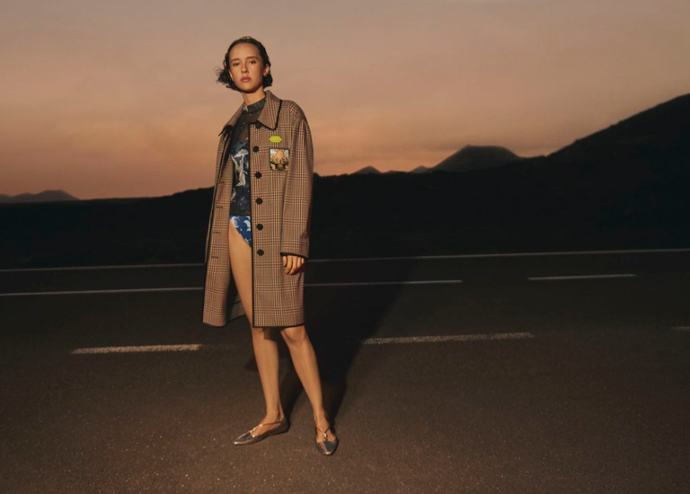 星宿梦幻 CARVEN 卡纷 2023 春夏系列_腾讯新闻