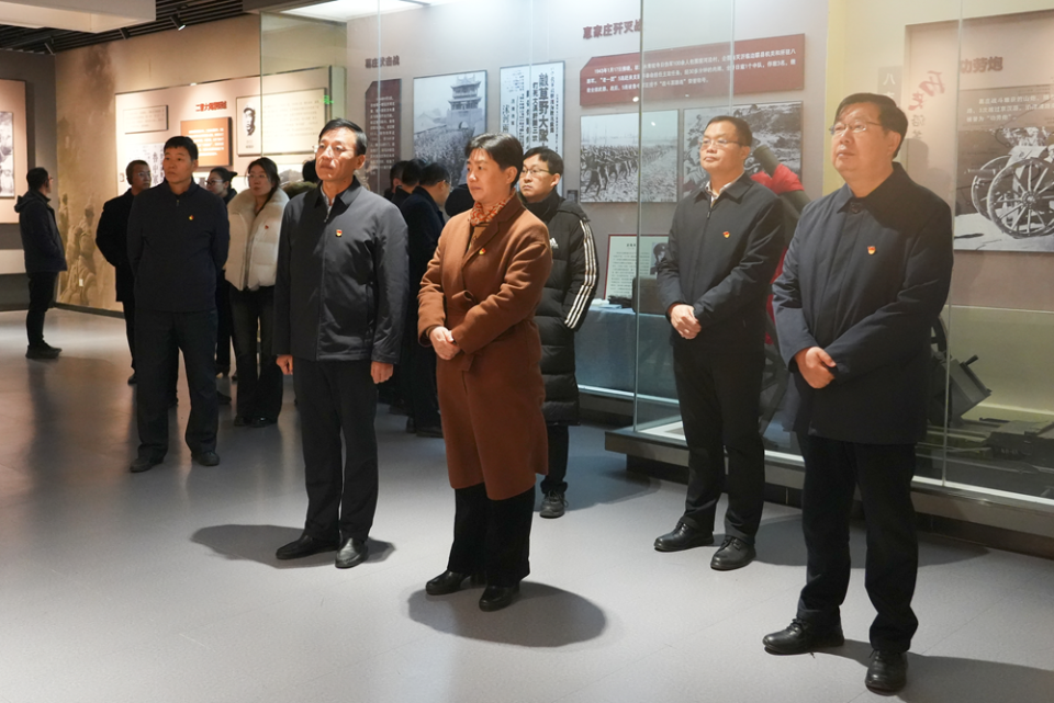 潍坊学院与省委外办开展党建联建活动_腾讯新闻