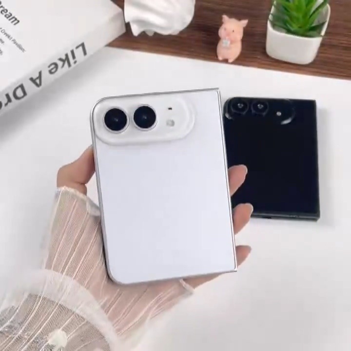 苹果 iPhone Ultra 折叠手机机模曝光：2 种颜色_腾讯新闻