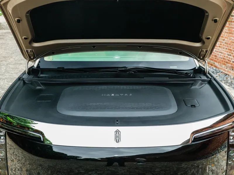 百万豪车上市19天破5000大定！尊界S800首批599台明日交付_腾讯新闻