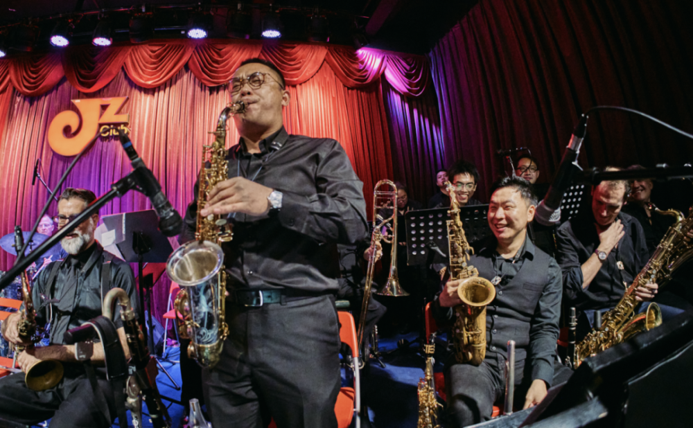 LIVE in Shanghai｜3次迁址，4个时代，JZ Club的20年_腾讯新闻