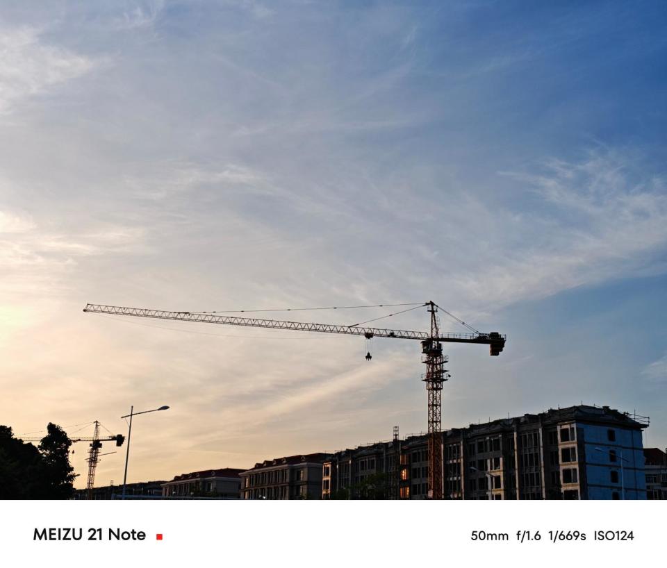 魅族21 Note评测：不尽如人意的中端首秀_腾讯新闻