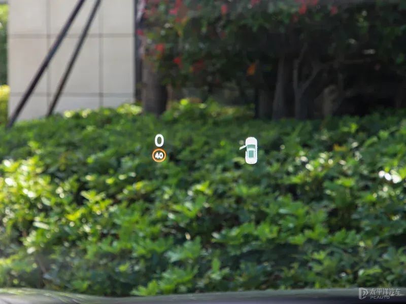 新款蔚来ES6上市，卖26.80万起！NOMI更灵活，换电依旧遥遥领先？_腾讯新闻