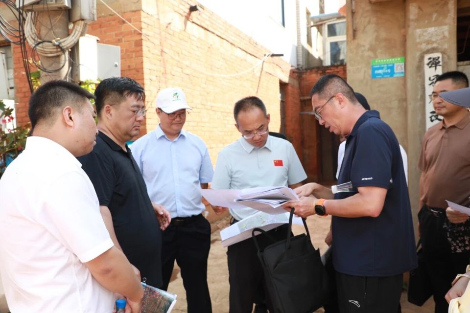 呈贡区委主要领导带队调研斗南街道江尾社区_腾讯新闻