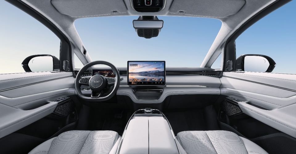 “全球唯一四排八座MPV”吉利银河翼真L380预售价33.99万元起_腾讯新闻