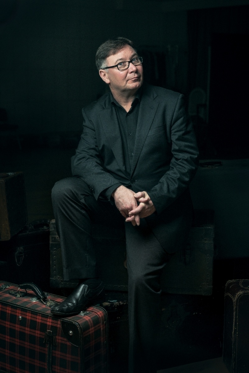 用粤语演莎士比亚，香港中英剧团《元宵》带你穿越回唐朝广州_腾讯新闻