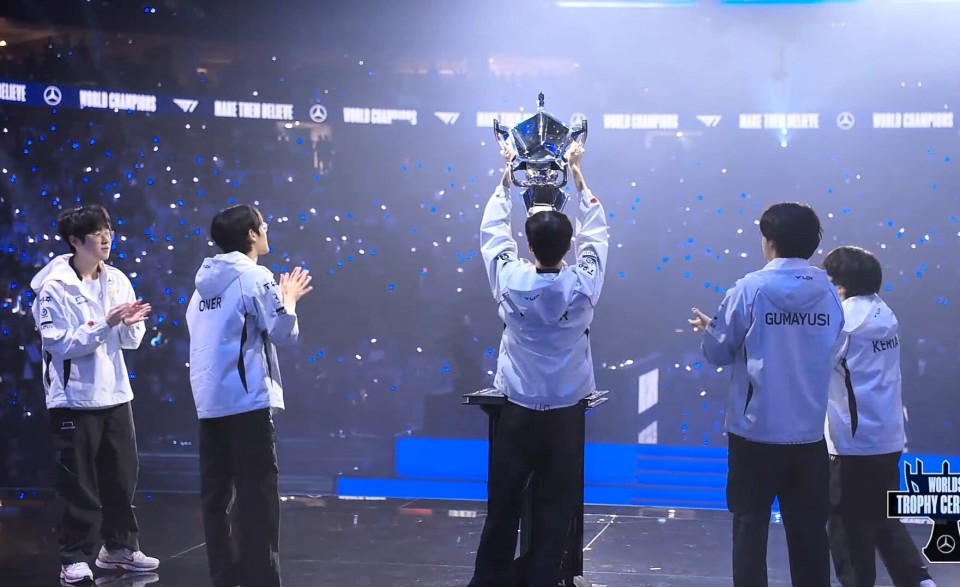 最高的山&最长的河，Faker以3次FMVP刷新S赛历史最多获奖纪录_腾讯新闻