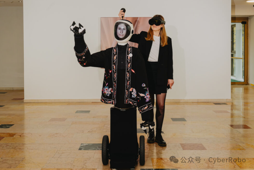 养老人形机器人：Robody 正进入家庭远程护理 |CyberRobo_腾讯新闻