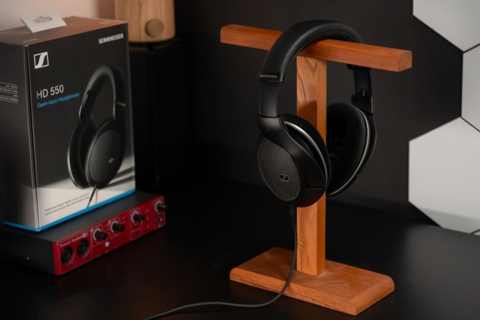 森海塞尔HD550评测：既要HD650的醇厚 又要HD600的灵性 它是目前最优解_腾讯新闻