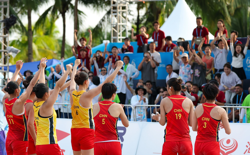 亚沙会｜沙滩手球女子半决赛：中国队晋级决赛_腾讯新闻