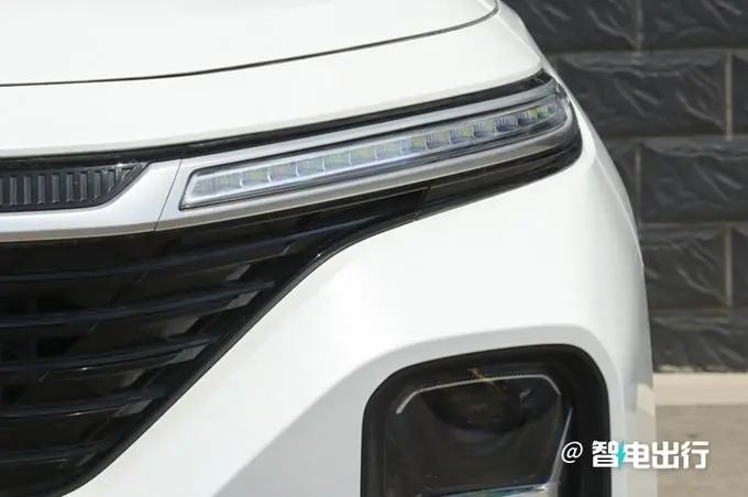 五菱 F510C PHEV 项目曝光：定位插混轿车，采用 S15 DHE 发动机_腾讯新闻