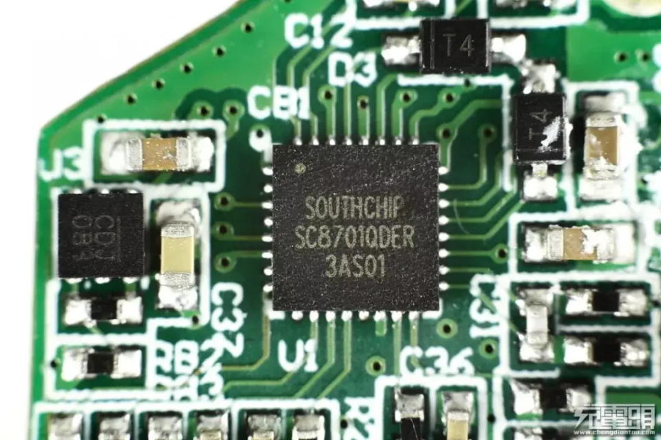 车充想实现高效输出？不如先来看看百瓦大功率车充采用的升降压芯片_腾讯新闻