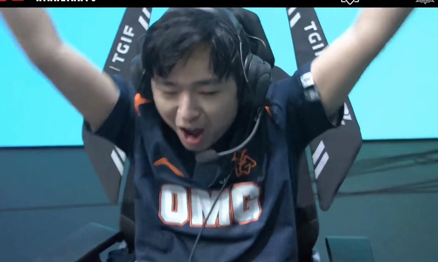 【电竞春晚0404】59E揭棺而起，OMG战队24K纯华子，3C3核3板斧，51分推送走LNG战队