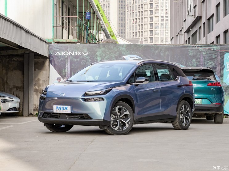 北京车展亮相 广汽埃安AY5更多信息_腾讯新闻